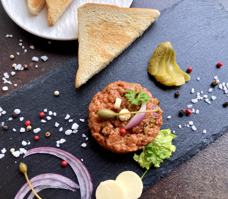 Beef Tatar - bestes Rindertatar Rezept - Erdbeerschokola.de