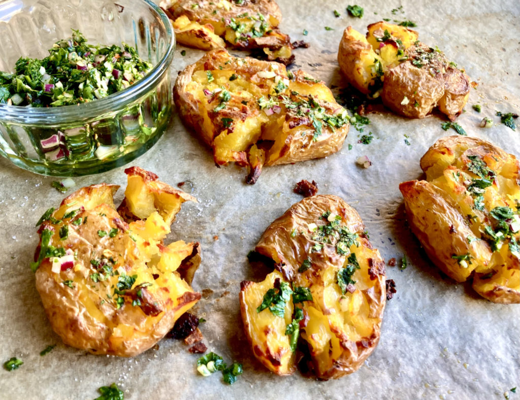 Smashed Potatoes mit Chimichurri - Erdbeerschokola.de